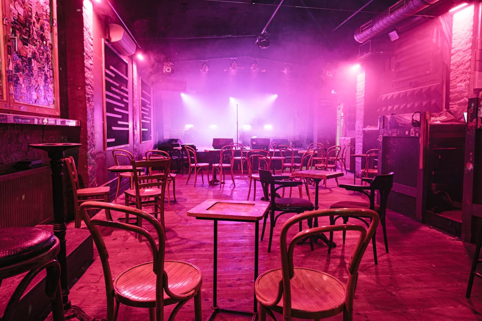 On Fire! Comedy meets Poetry! - Badehaus Berlin